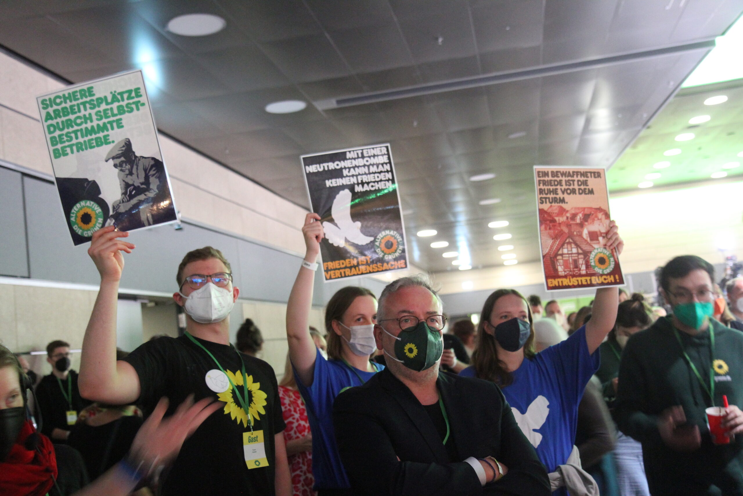 T-Shirt-Aktion auf der BDK in Hannover (28.-30.11.2025) - Grüne Linke